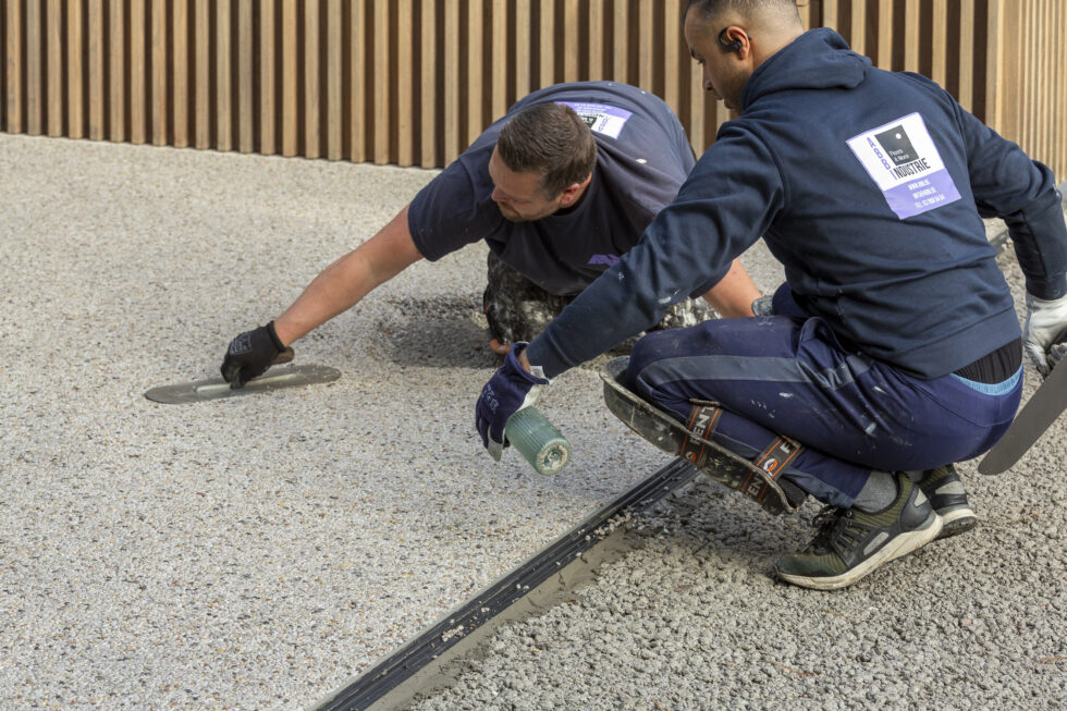 Waterdoorlatende oprit met Terradec-systeem in Knokke - Floors & More